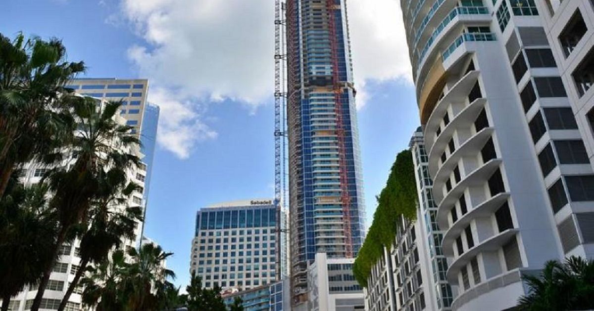 Torre Panorama se alza como el edificio más alto de Florida