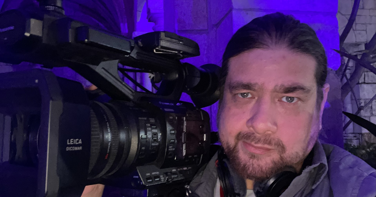 Hugo Tobi, el reportero híbrido de Miami