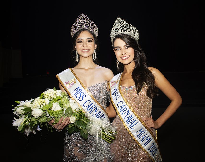 Coronan a Daylin Rodríguez reina del Carnaval de Miami