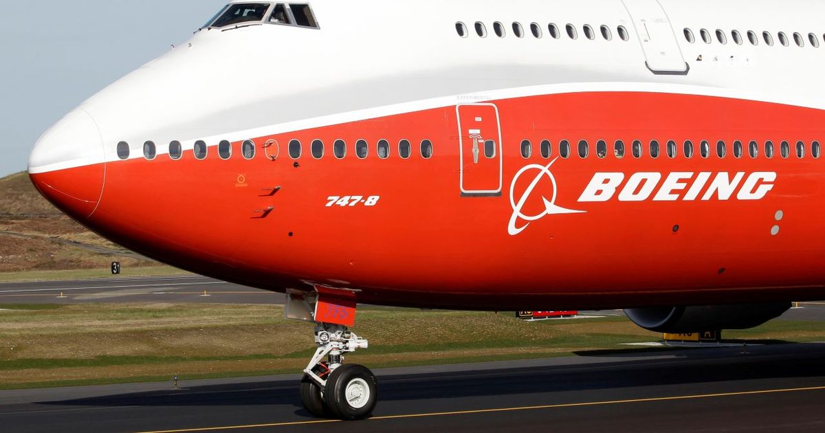 Boeing se dispone a sacar su último avión 747