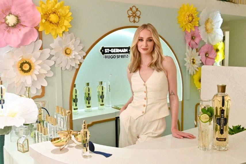 Publican primeras imágenes de Sophie como Lara Croft