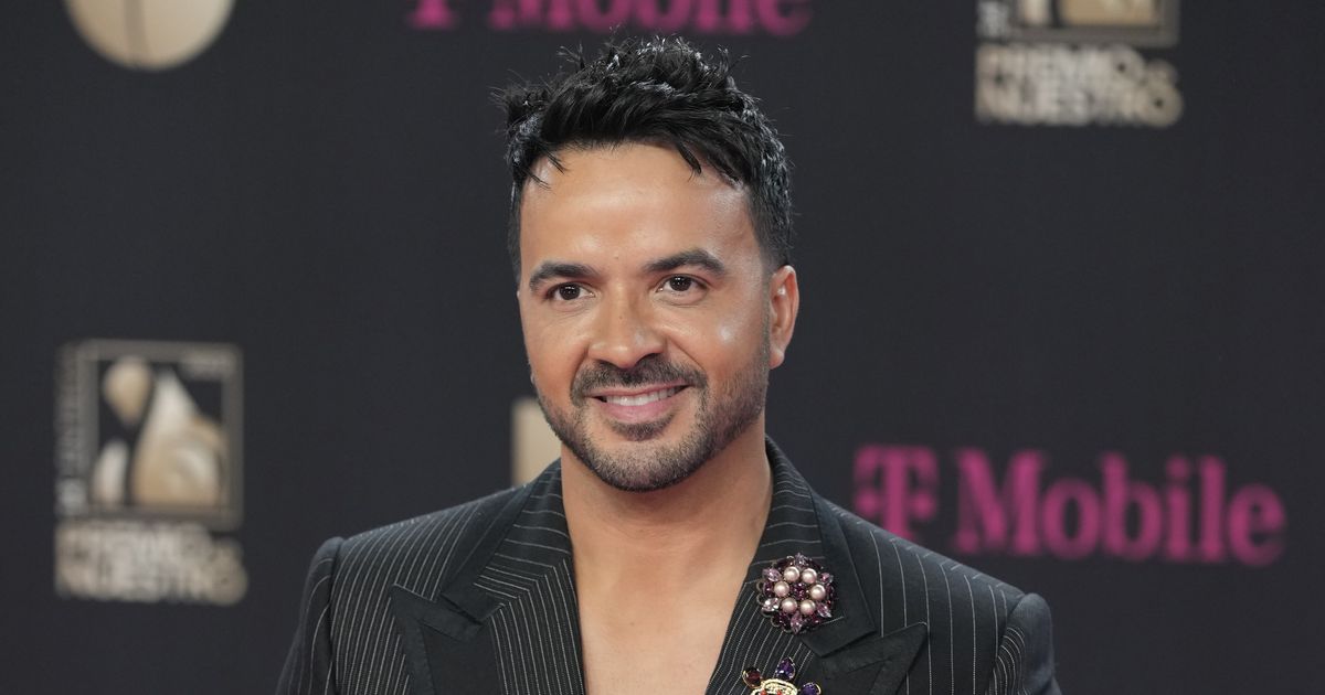Diosdado Cabello arremete contra Luis Fonsi y Olga Tañón
