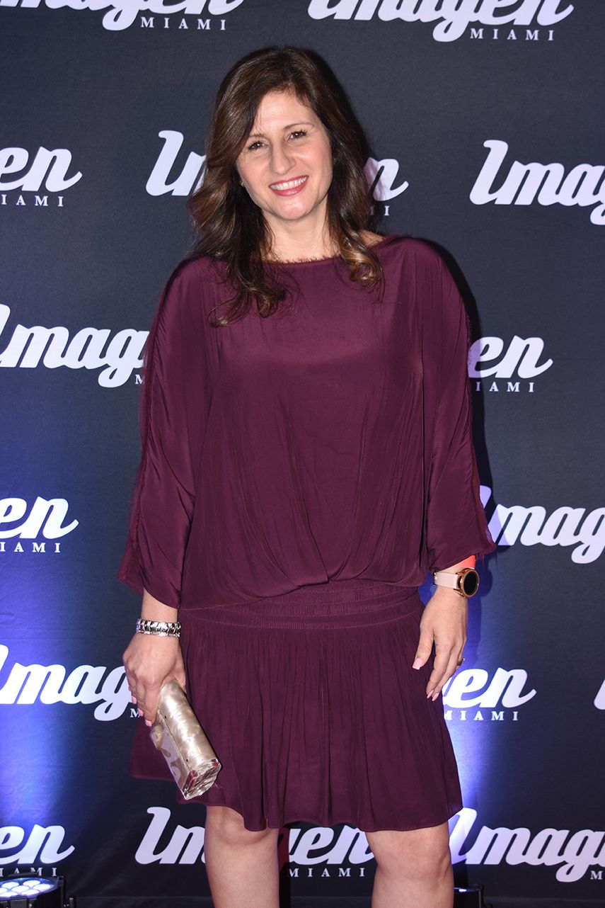 Majida Issa engalana la portada número 14 de la revista Imagen Miami