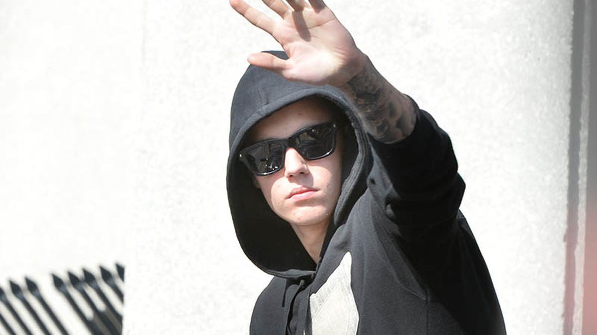 Debate sobre videos íntimos de Bieber alarga el proceso
