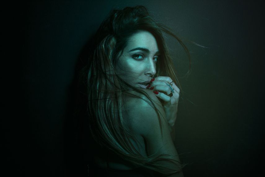 La puertorriqueña Chesca estrena Azúcar, una melodía contagiosa