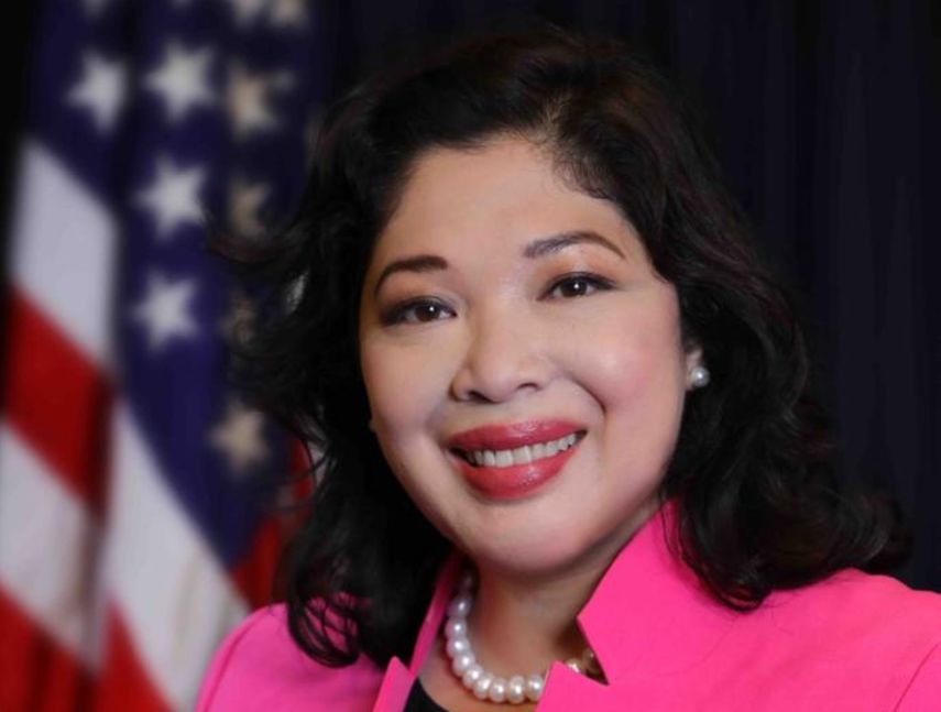 Diplomática de EEUU es reconocida por la Red Internacional de Mujeres