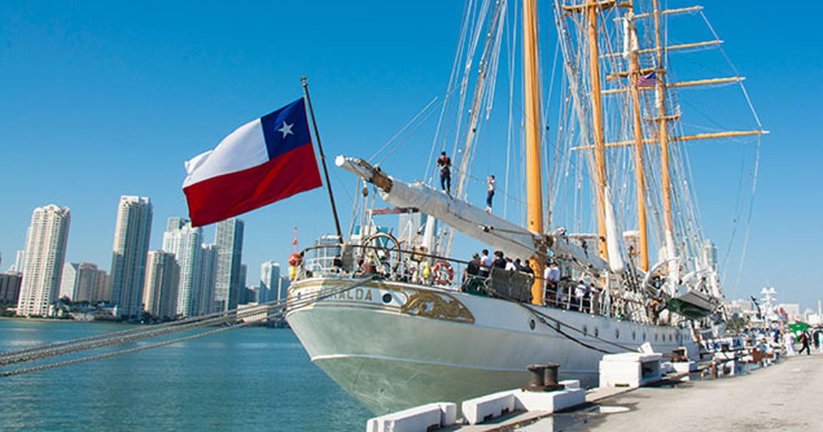 Llega Esmeralda, el Buque escuela de la Armada chilena
