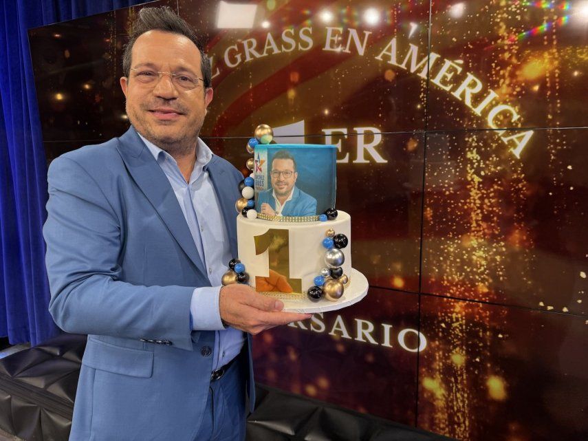 Sánchez Grass en América celebra un año al aire y consolida su éxito en ...