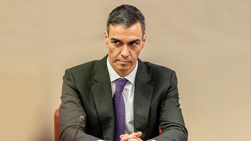 Futuro de Pedro Sánchez se libra en cortes