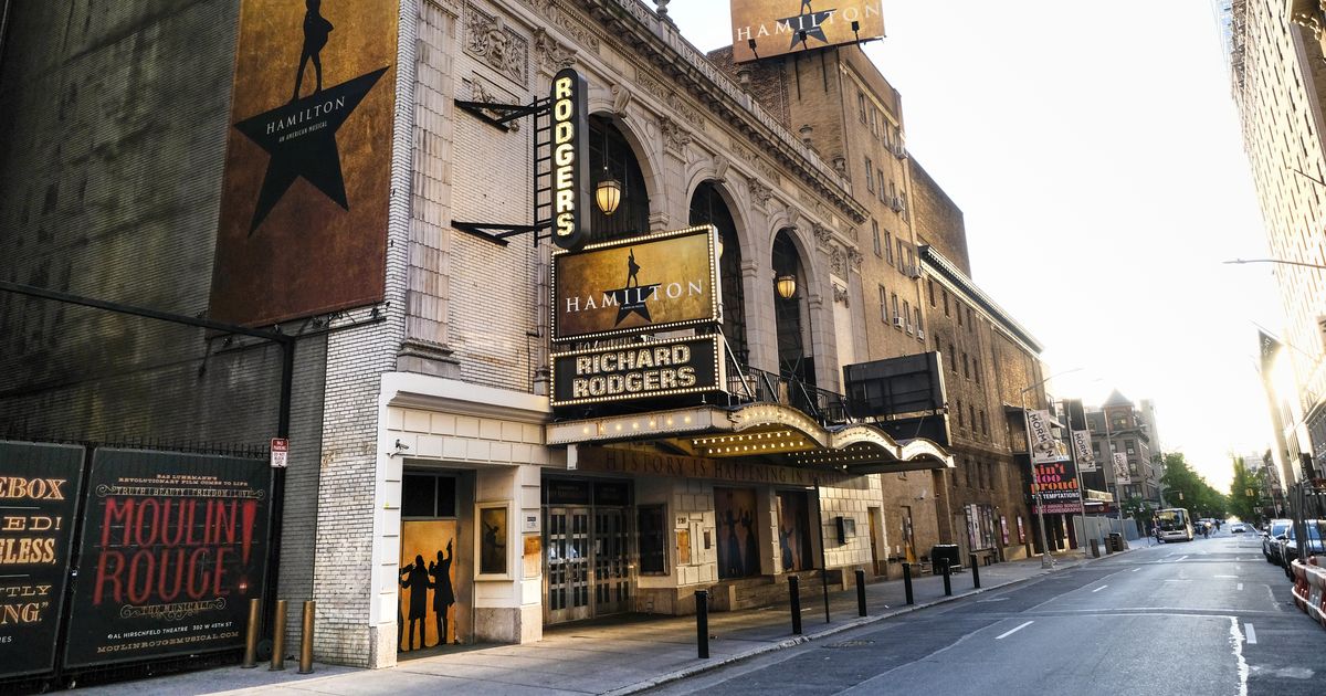 Reapertura de 3 shows de Broadway marca un nuevo amanecer