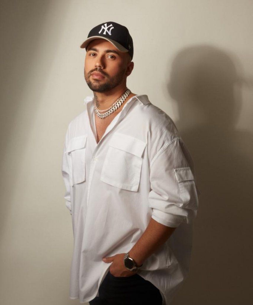 Andres Felipe Cabrera, el único latino al frente del estilismo en Miss Universo