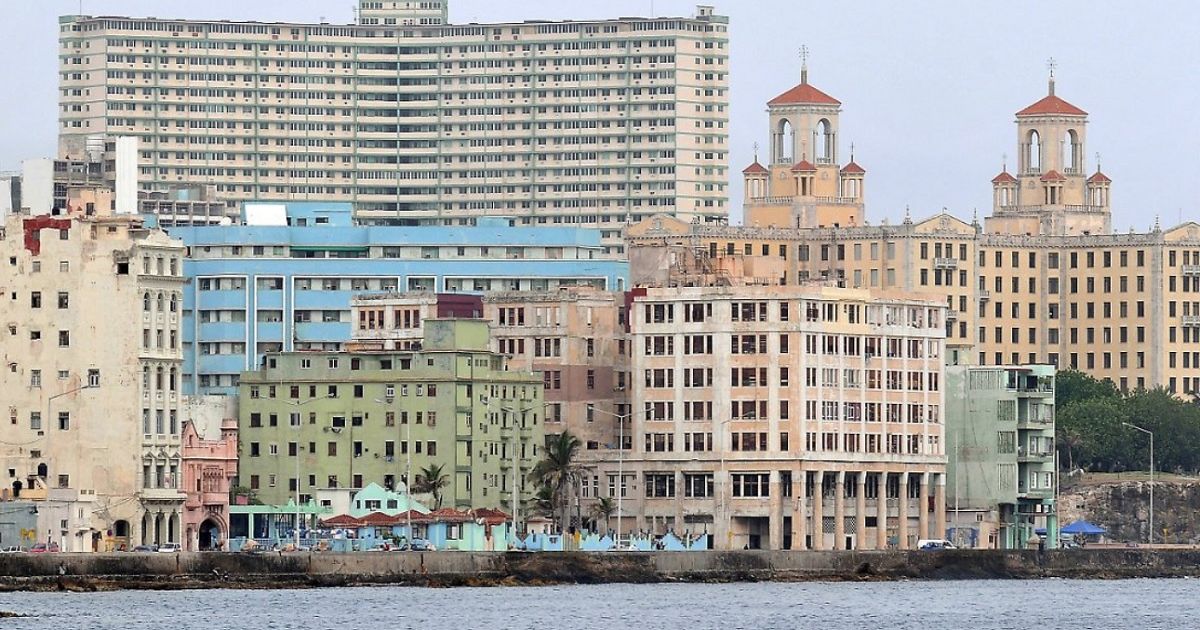 Reportan incendio sin víctimas en emblemático edificio Focsa de La Habana