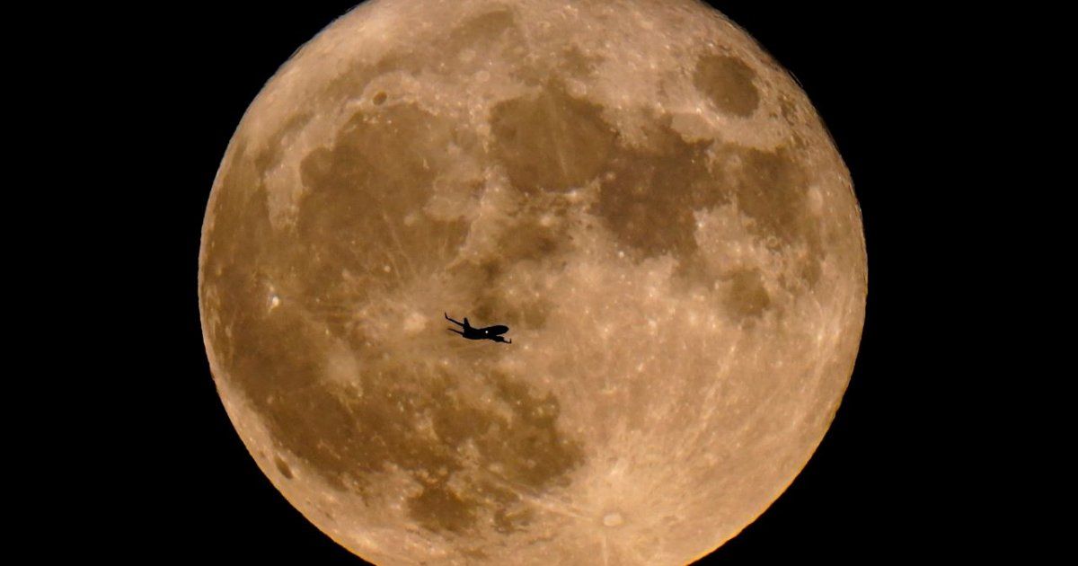 Superluna podría elevar mareas justo cuando huracán Idalia toque tierra ...