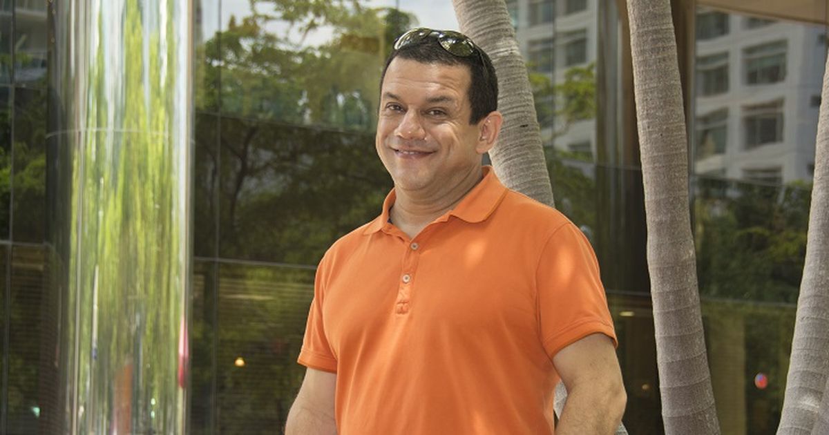 El comediante Emilio Lovera trae sus mil caras a Miami