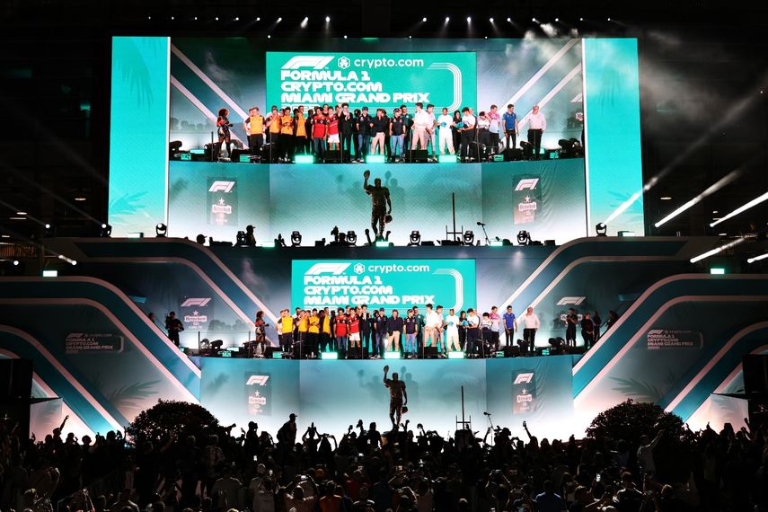 Como un Lego el Hard Rock Stadium se transforma para el GP de Miami