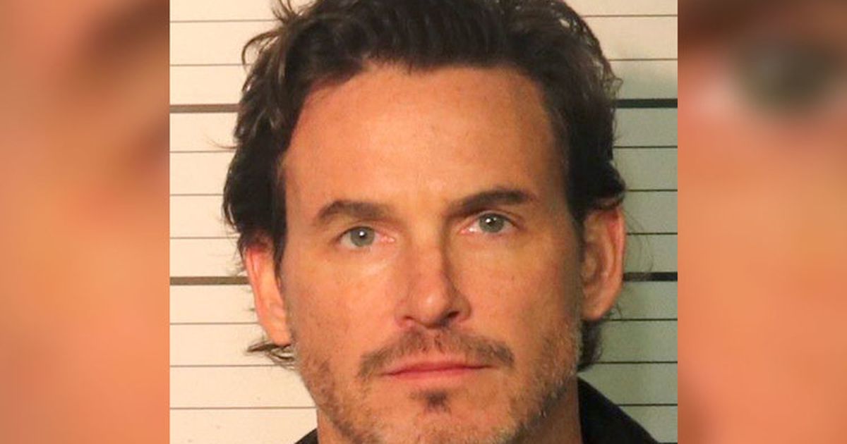 Exconcursante de Survivor es acusado de violación