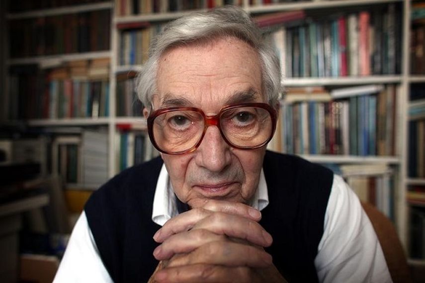 Muere a los 95 años Ken Adam, arquitecto de las películas de James Bond