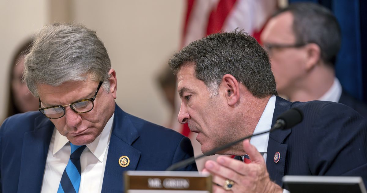 Republicanos aprueban juicio político al secretario de Seguridad ...