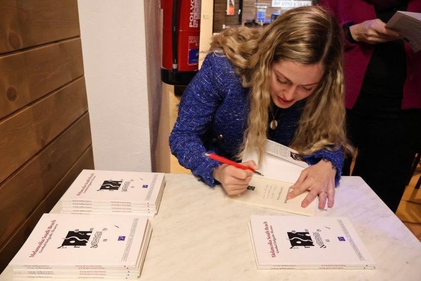 Periodista de DIARIO LAS AMÉRICAS Grethel Delgado recibe premio ...