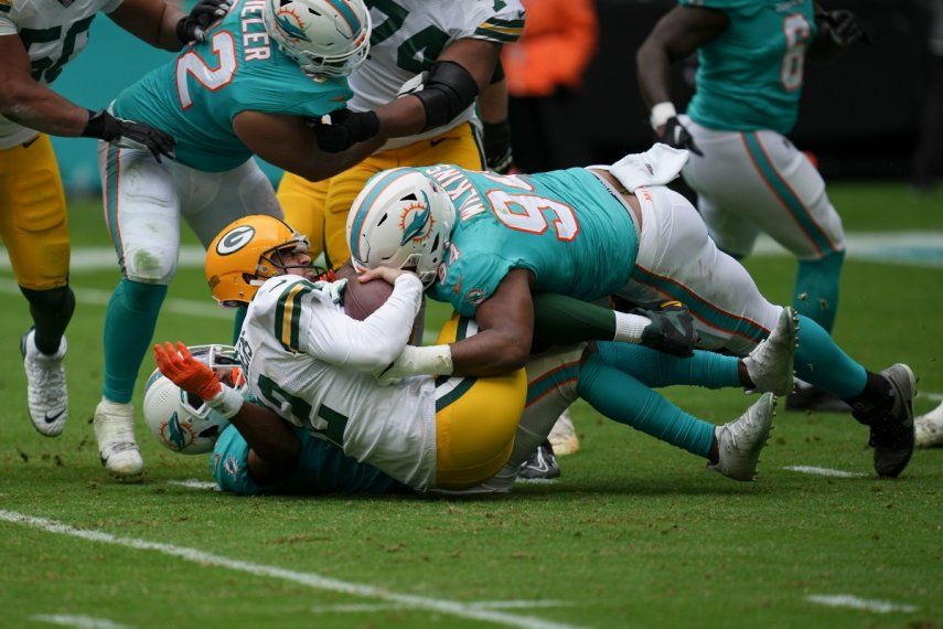 Rodgers se pierde sesión de entrenamiento con los Packers