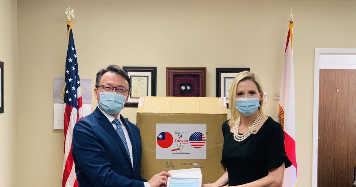 Taiwán dona al gobierno de la Florida 220,000 mascarillas
