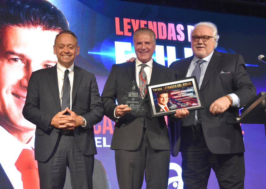 Leyendas del exilio recrea la vida del alcalde de Hialeah