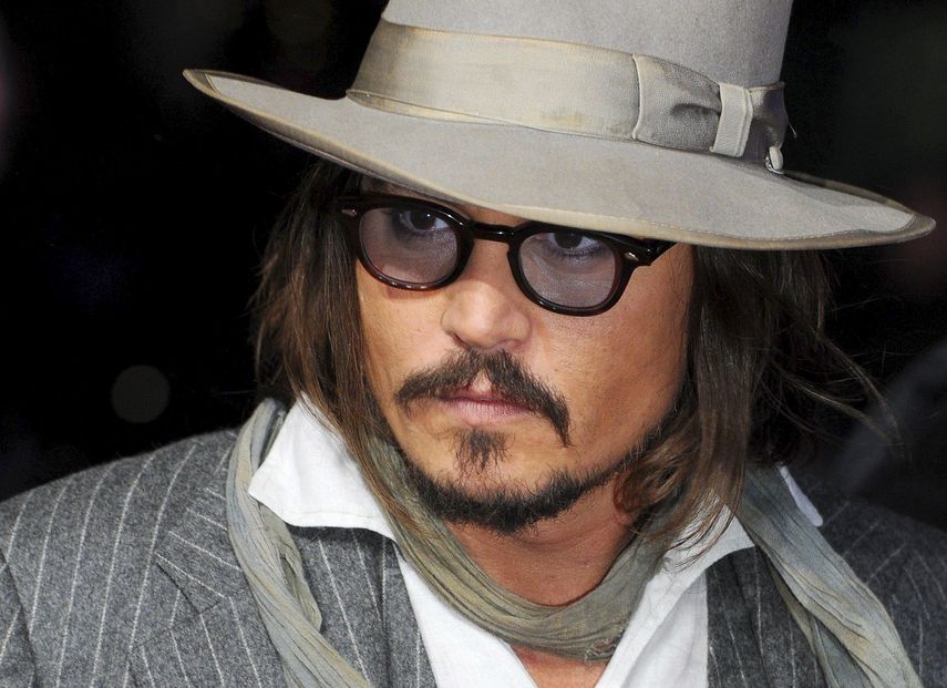 Johnny Deep gasta dos millones de dólares al mes