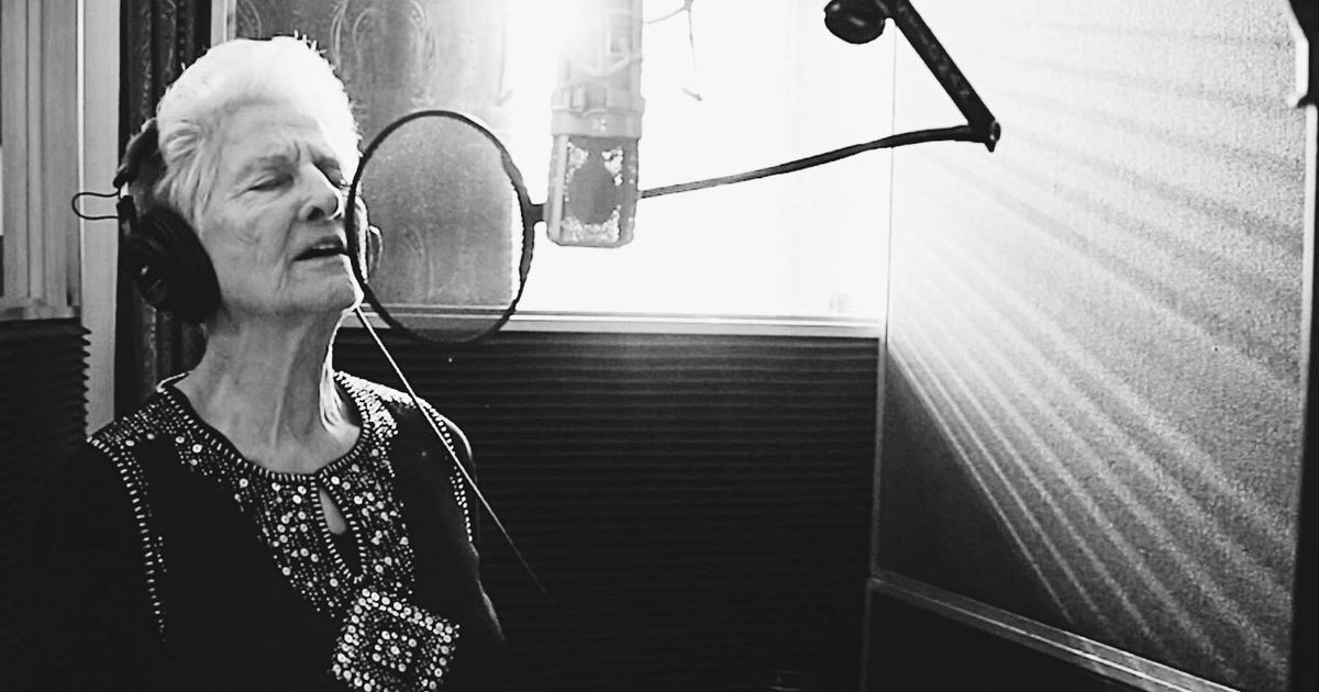 Fallece Ángela Álvarez, cantante que hizo historia al ganar primer ...