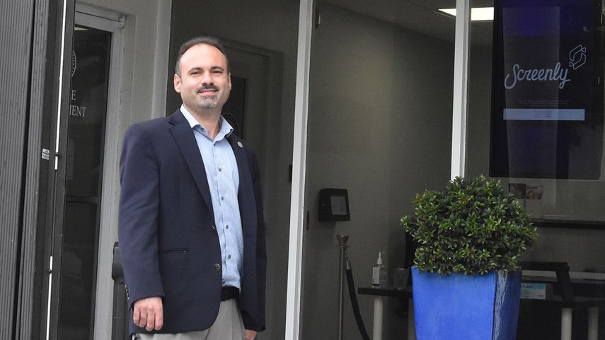 Una lucha frontal para evitar propagación del COVID en Sweetwater