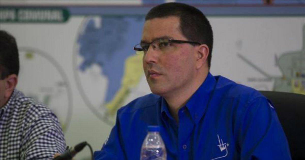 Venezuela volverá al huso horario que Chávez cambió en 2007