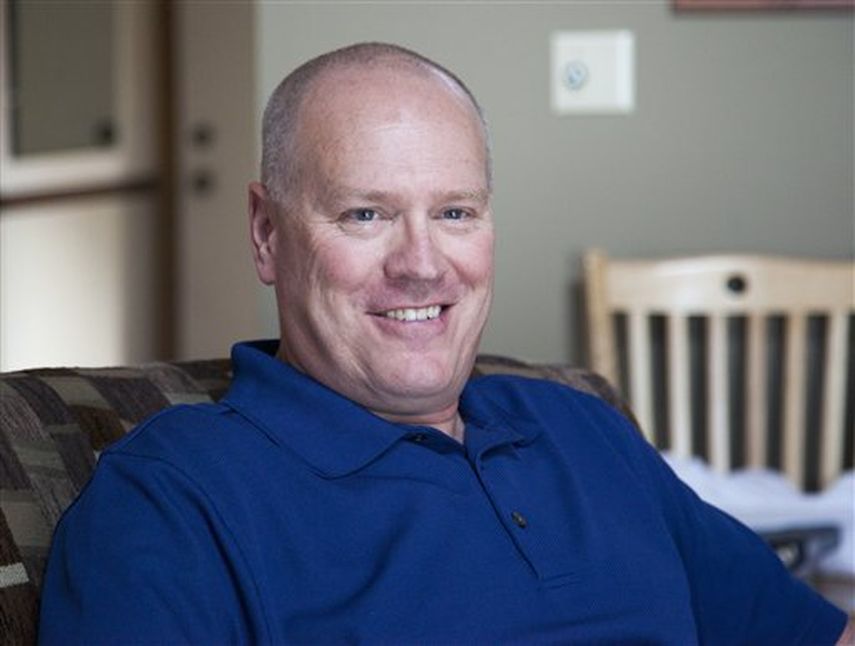 Minnesota: Héroe rescata a un hombre de un carro incendiado