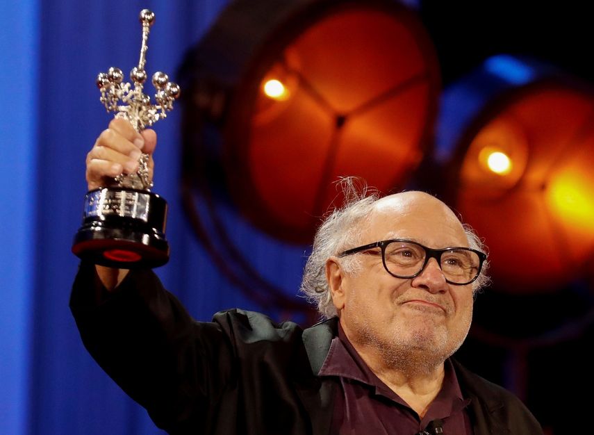 El actor y director Danny DeVito dedica a sus fans el Premio Donostia