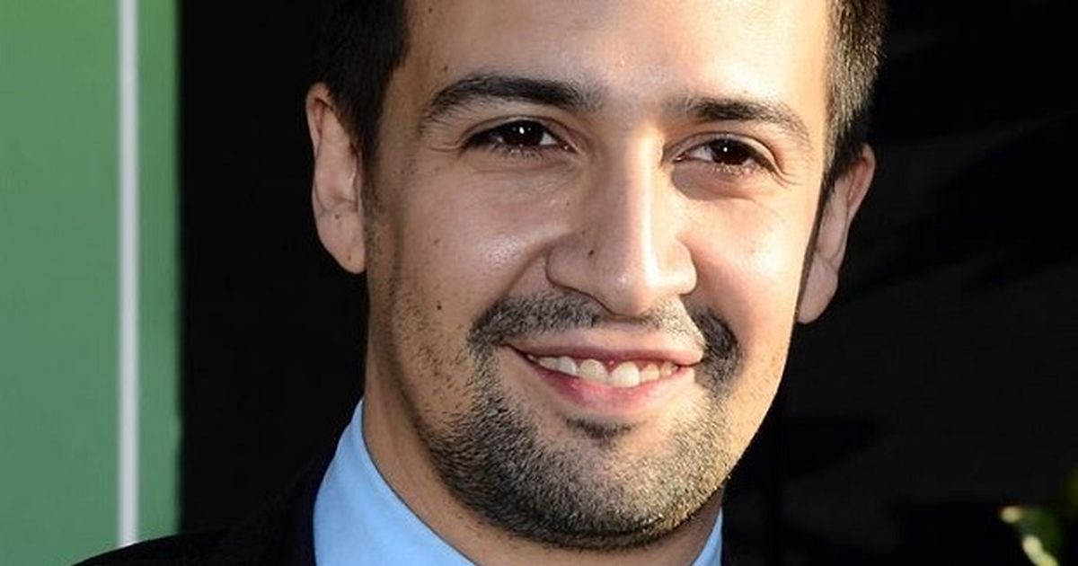 Universidad Puerto Rico otorga doctorado honoris causa a Lin Manuel Miranda