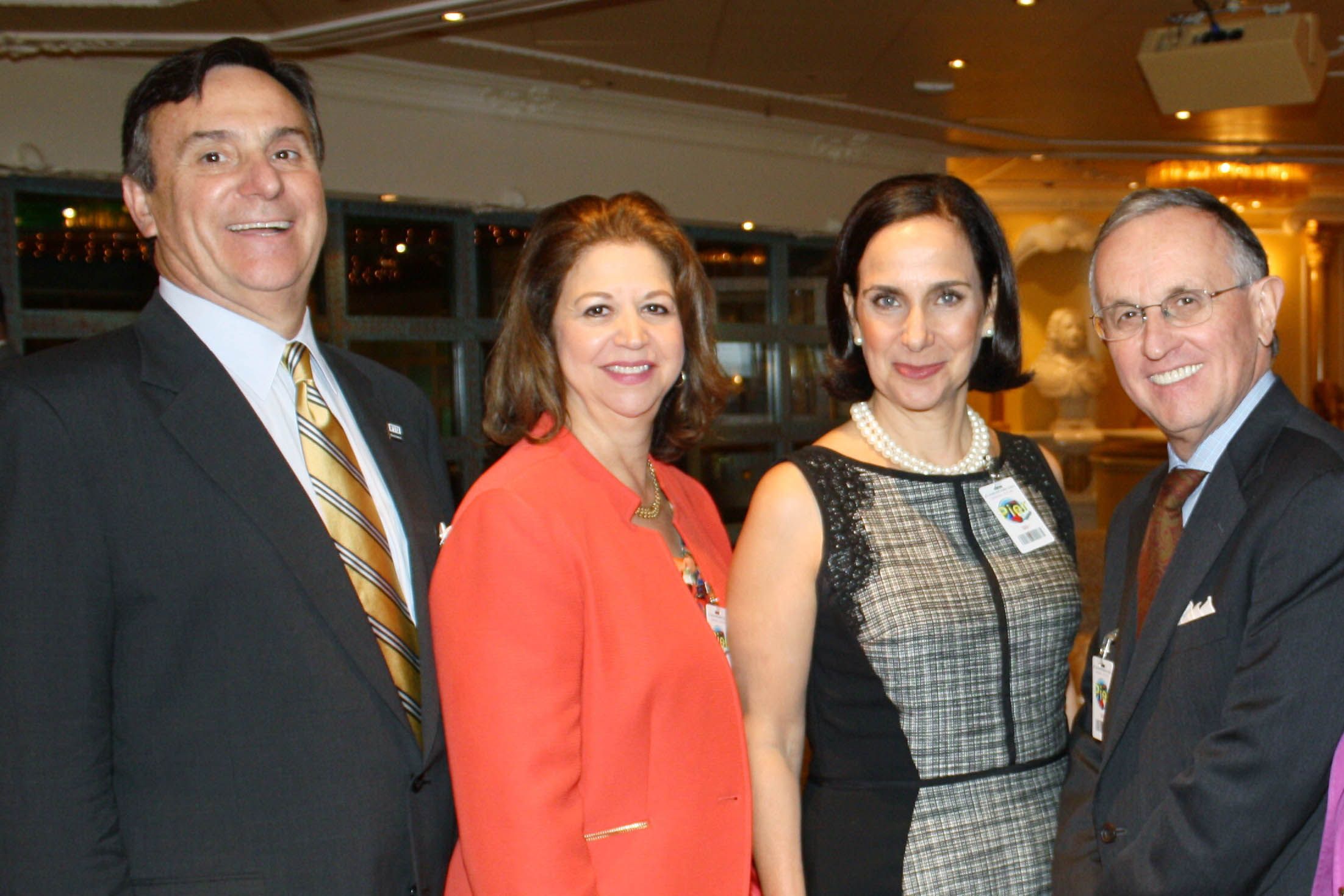 Impulso para el crecimiento y desarrollo hispano