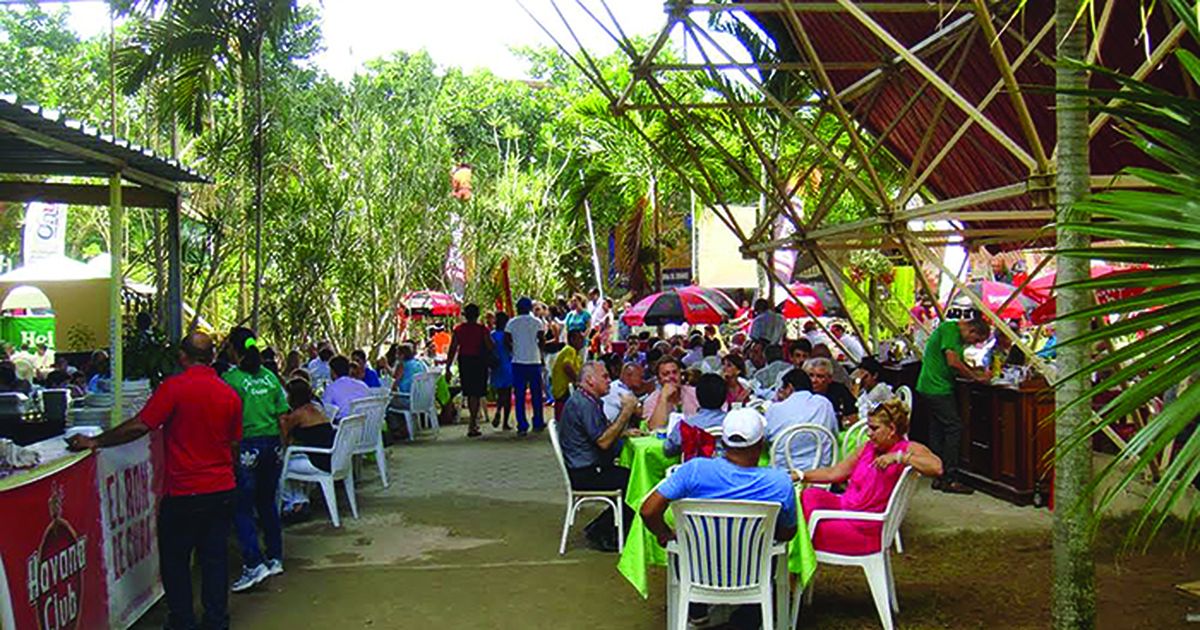 La Feria de La Habana es sitio de caza para las jineteras