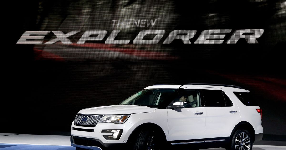 Ford llama a revisión a casi 1,9 camionetas Explorer para asegurar piezas