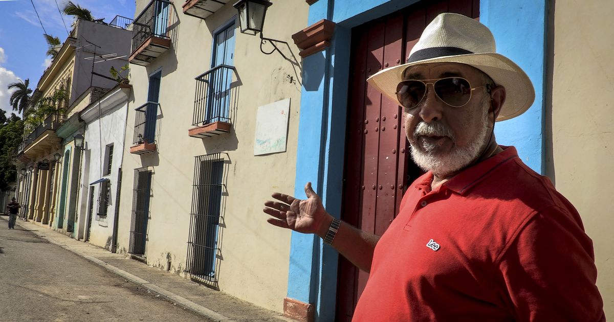 La relación vital del escritor Leonardo Padura con La Habana