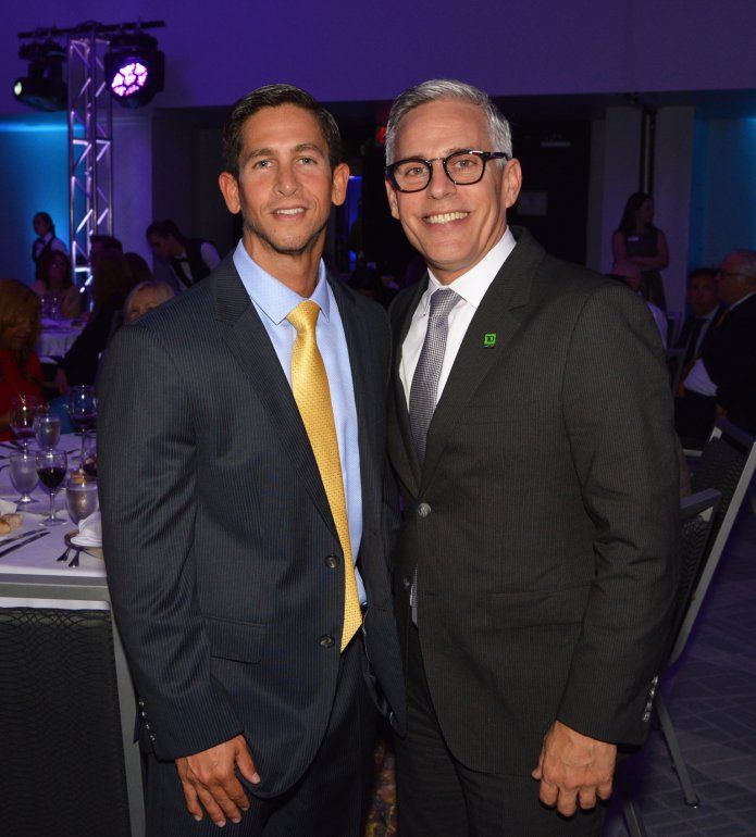 Concurrida cena y reconocimiento anual Hall of Fame del MDC