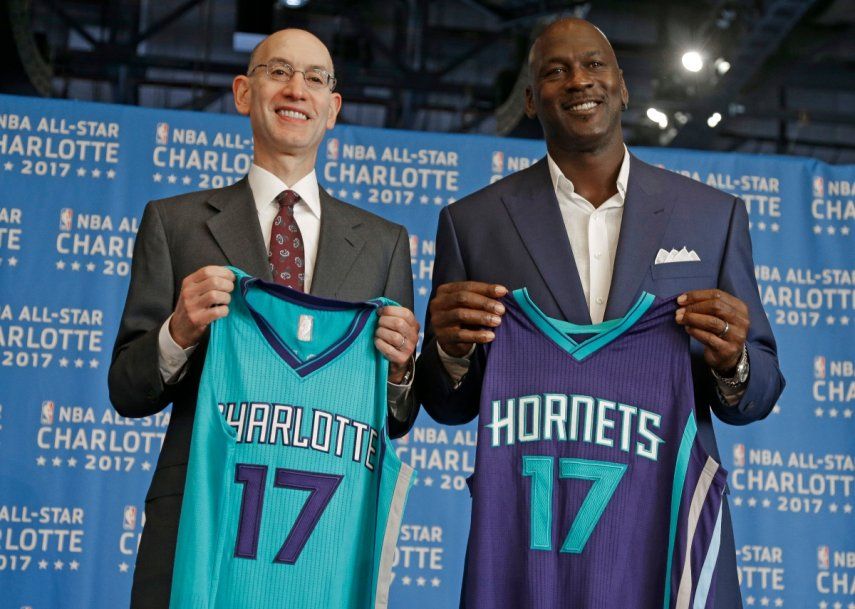 Michael Jordan evalúa vender a los Hornets de Charlotte