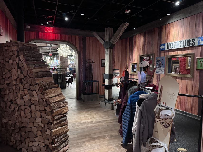 Puttery Miami combina cócteles y minigolf en Wynwood