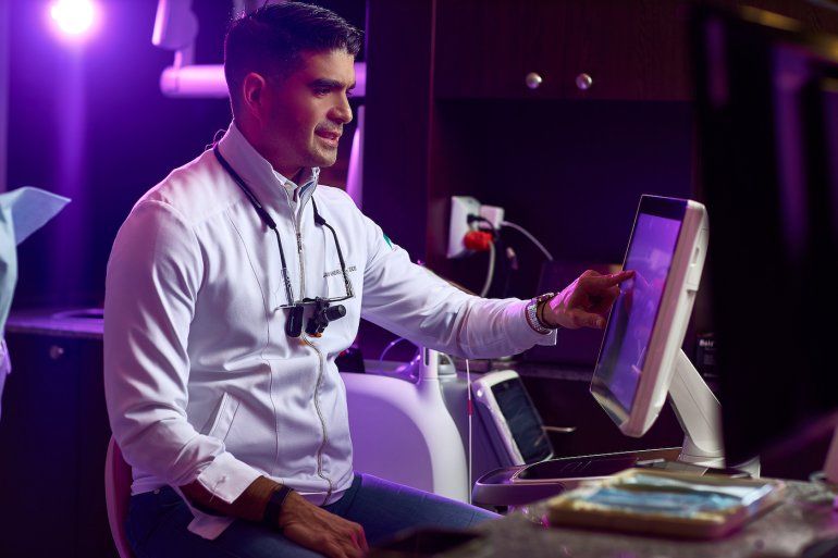 Dr. Javier Andrade: La salud del cuerpo inicia en la boca