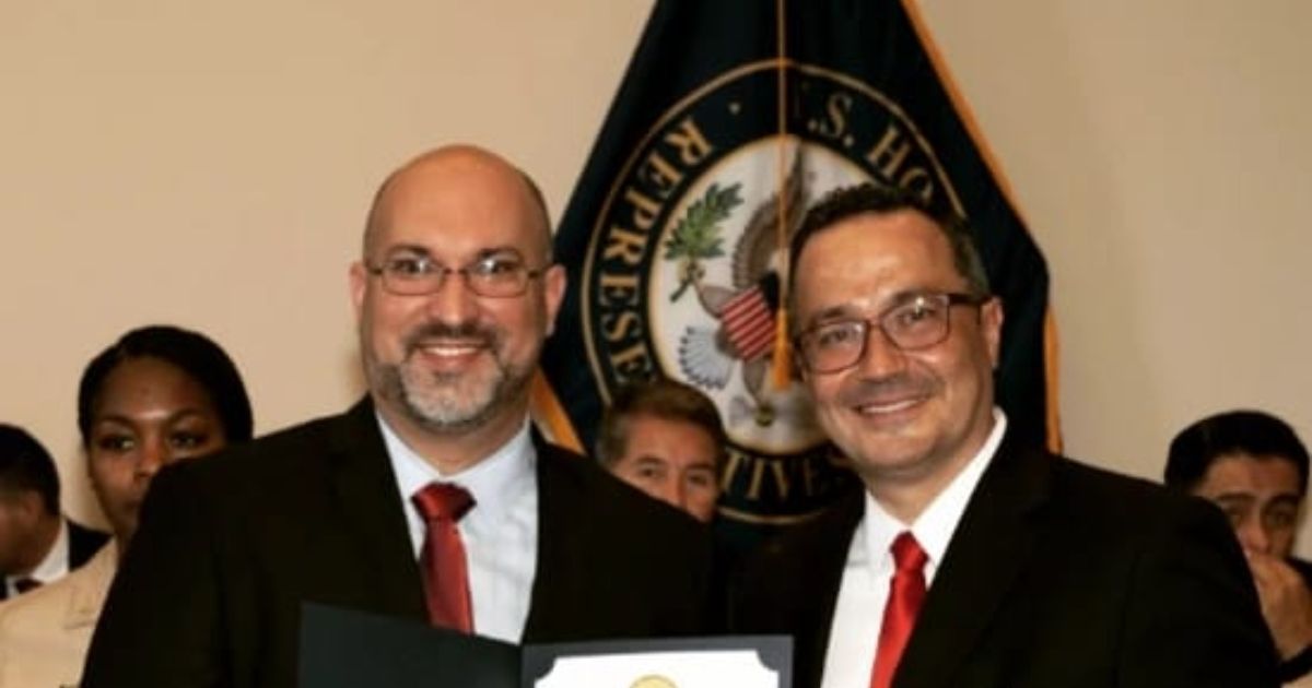 Edgard Simón Rodríguez aprovecha su premio para clamar libertad en ...