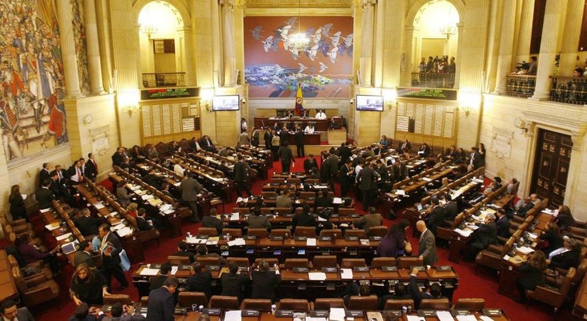 Congreso colombiano desconoce triunfo de Maduro y exige auditoría electoral