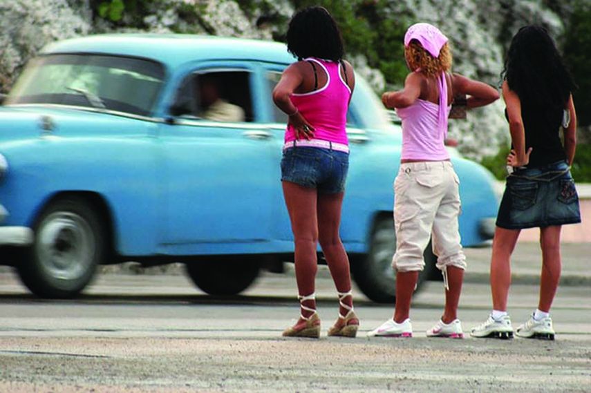 Wifi en Cuba abre espacios también a las jineteras