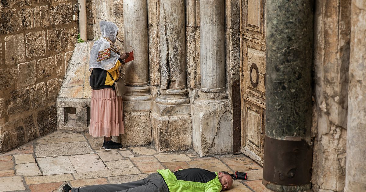 Reabre el Santo Sepulcro tras dos meses cerrado por COVID-19