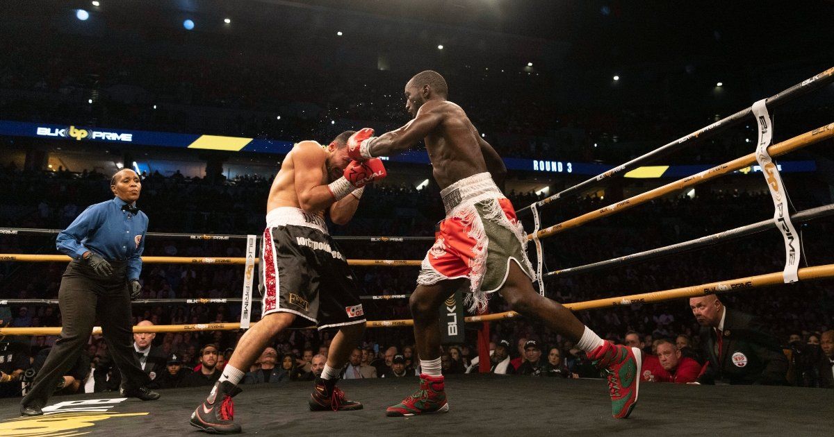 Boxeo: Crawford retiene su cinturón por la vía del nocaut