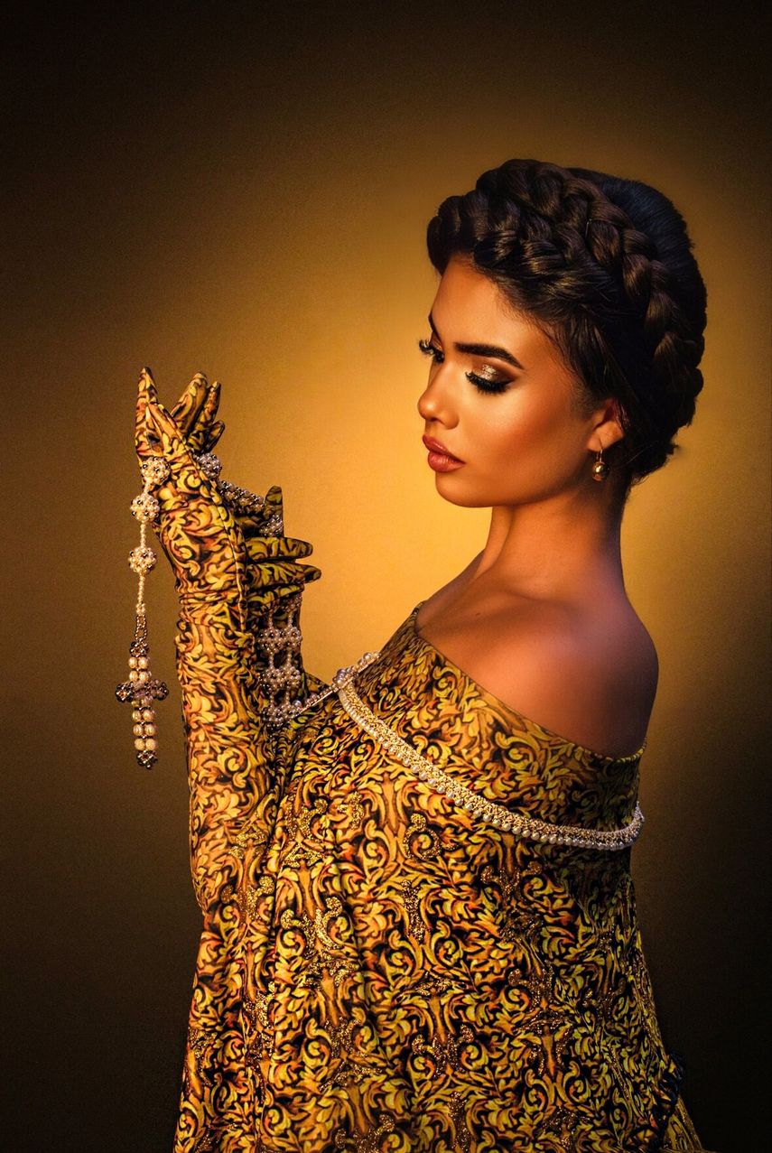 Diseñadora se inspira en la Virgen de la Caridad del Cobre