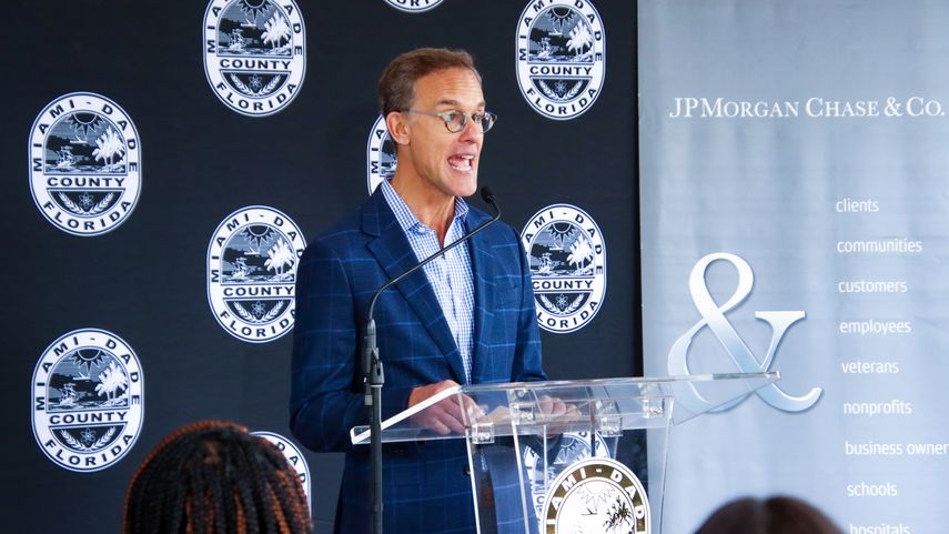 Anuncian millonaria inversión para trabajadoras domésticas