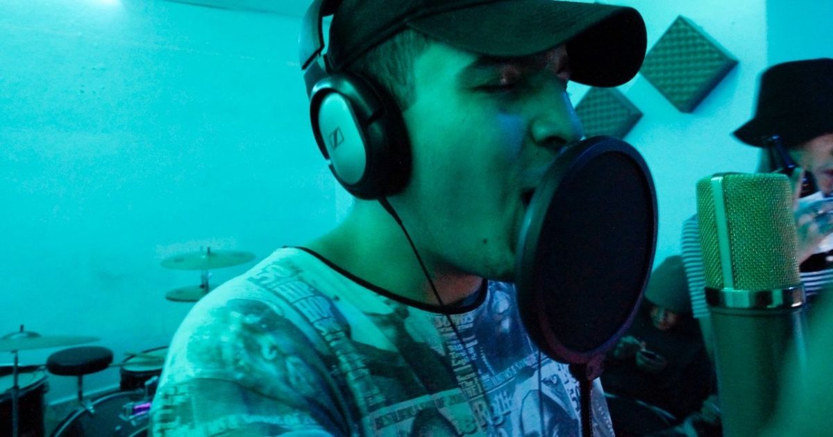 Quién es Rich Tropic y por qué saca la mejor versión del rap