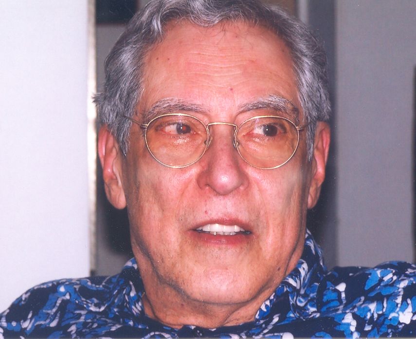 Fallece en España el escritor cubano Manuel Reguera Saumell